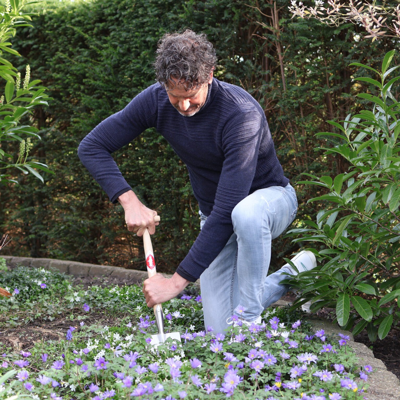 Handspade (registered design) (4003-210775)