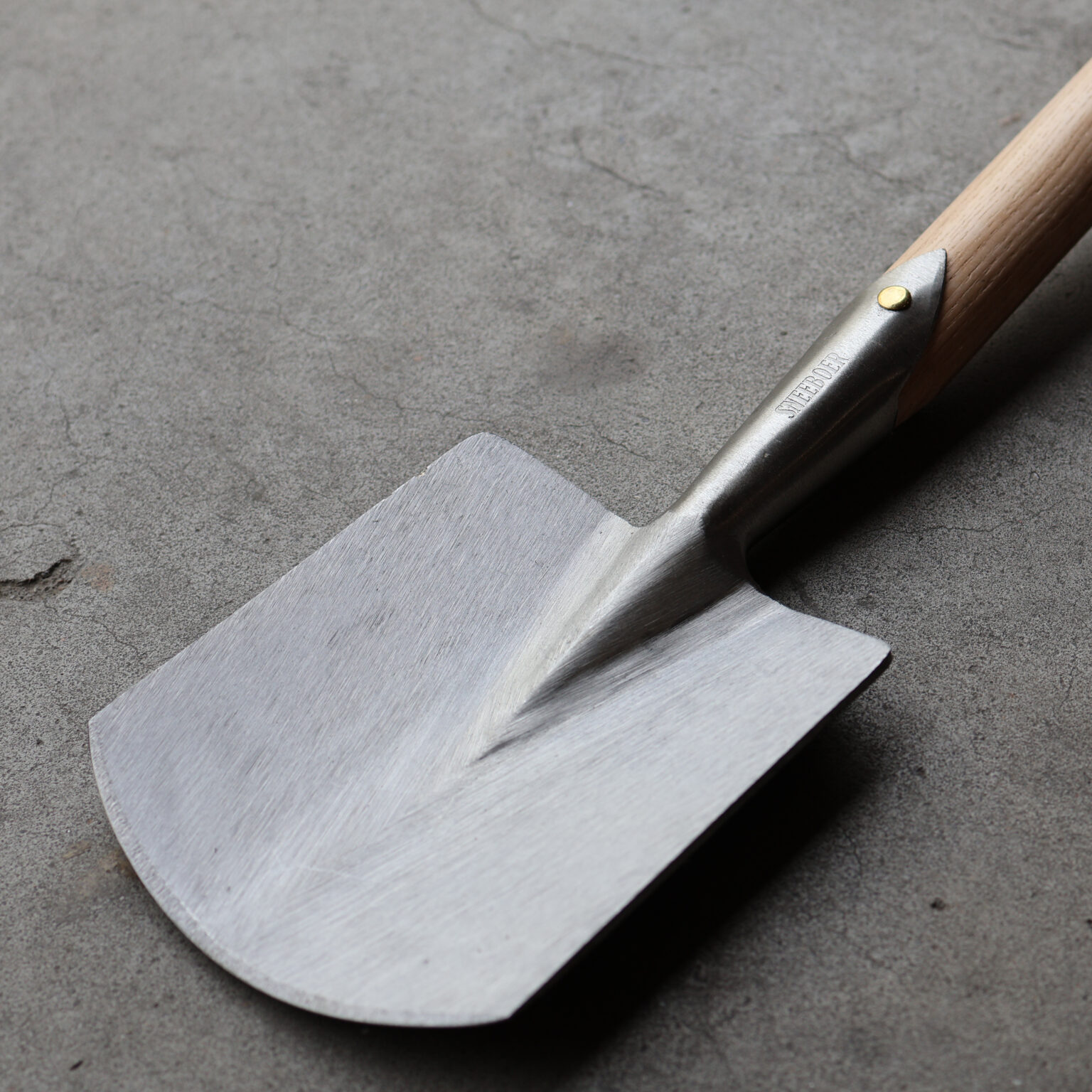 Handspade (registered design) (4003-210775)