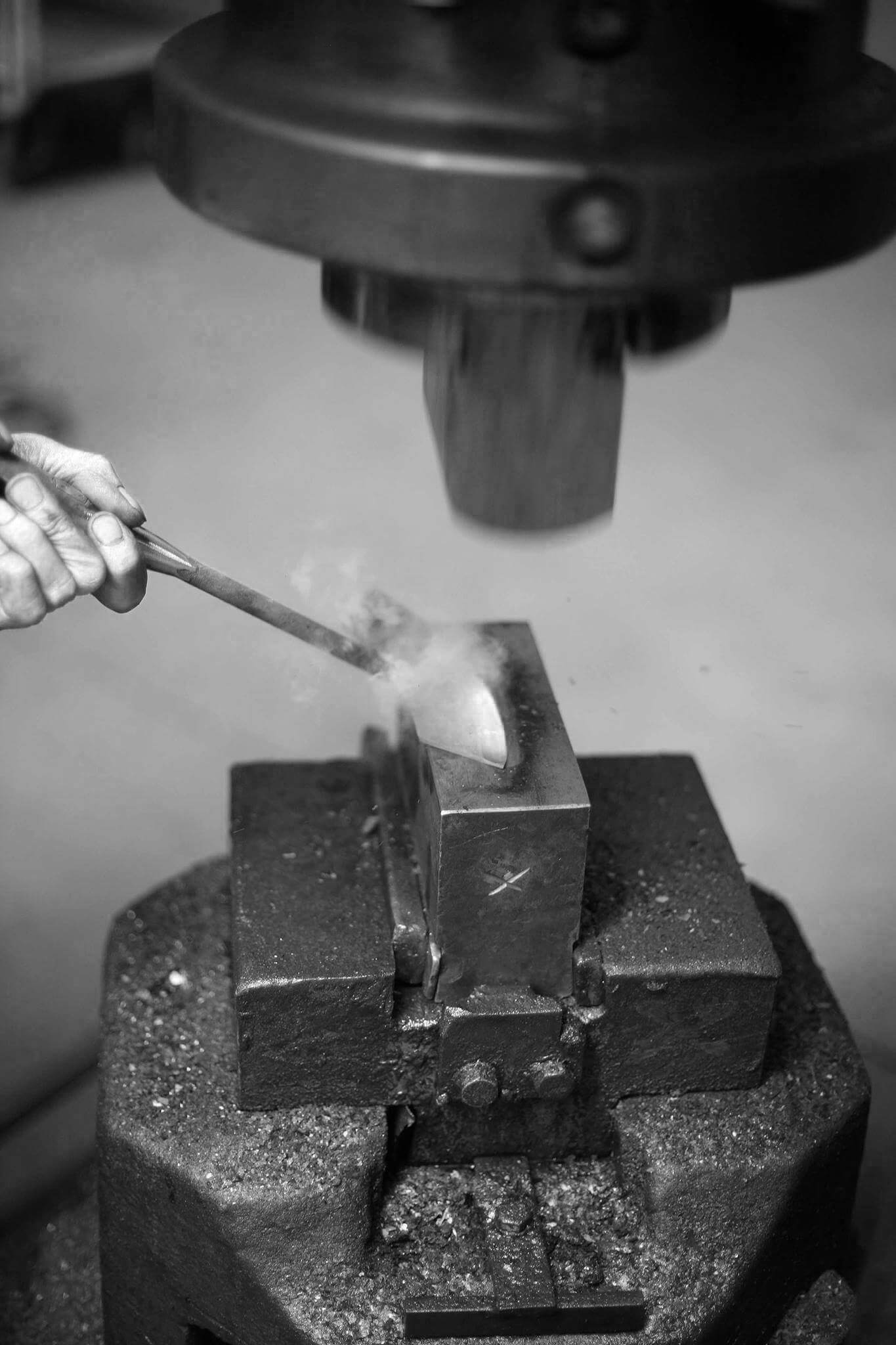 Sneeboer & Zn. [EN] | Hand-forged garden tools for life